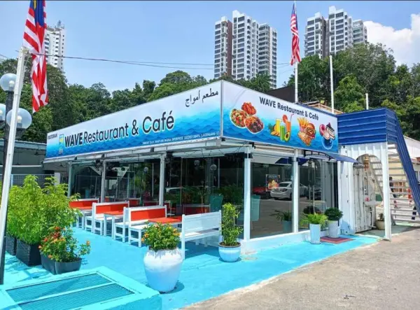 Restaurant & Cafe in Batu Ferringhi Penang